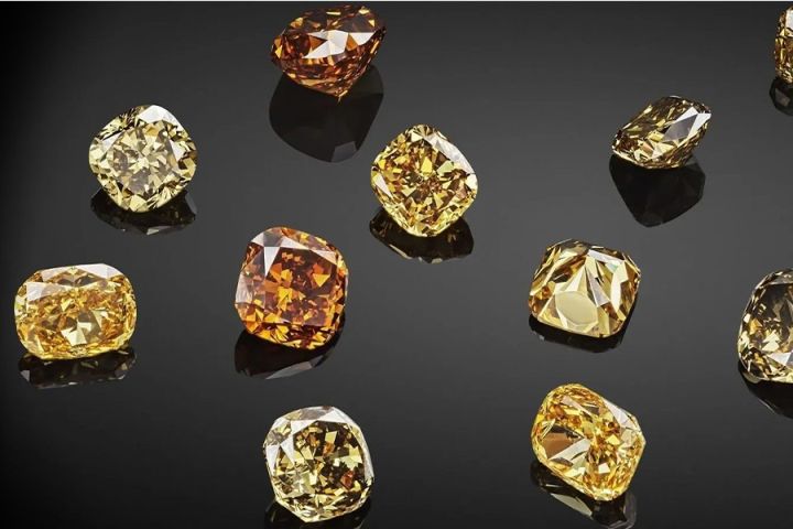 I diamanti colorati, pietre rare e preziose per gioielli insoliti